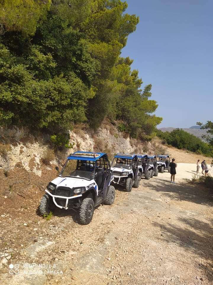 Self-driving off-road tour (powered by POLARIS RZR)