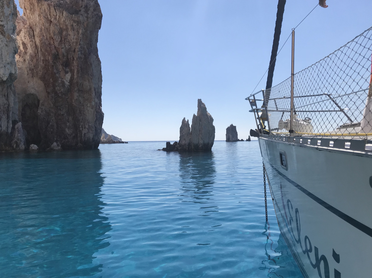 Sailing Milos | Cruises in Milos | Greece